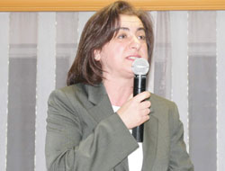 Bahar Çebi'den Seyit Torun'a "beceriksiz" göndermesi